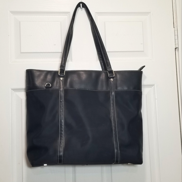 Targus | Bags | Targus Tote Bag Tsa Friendly Laptop Bag Black With ...